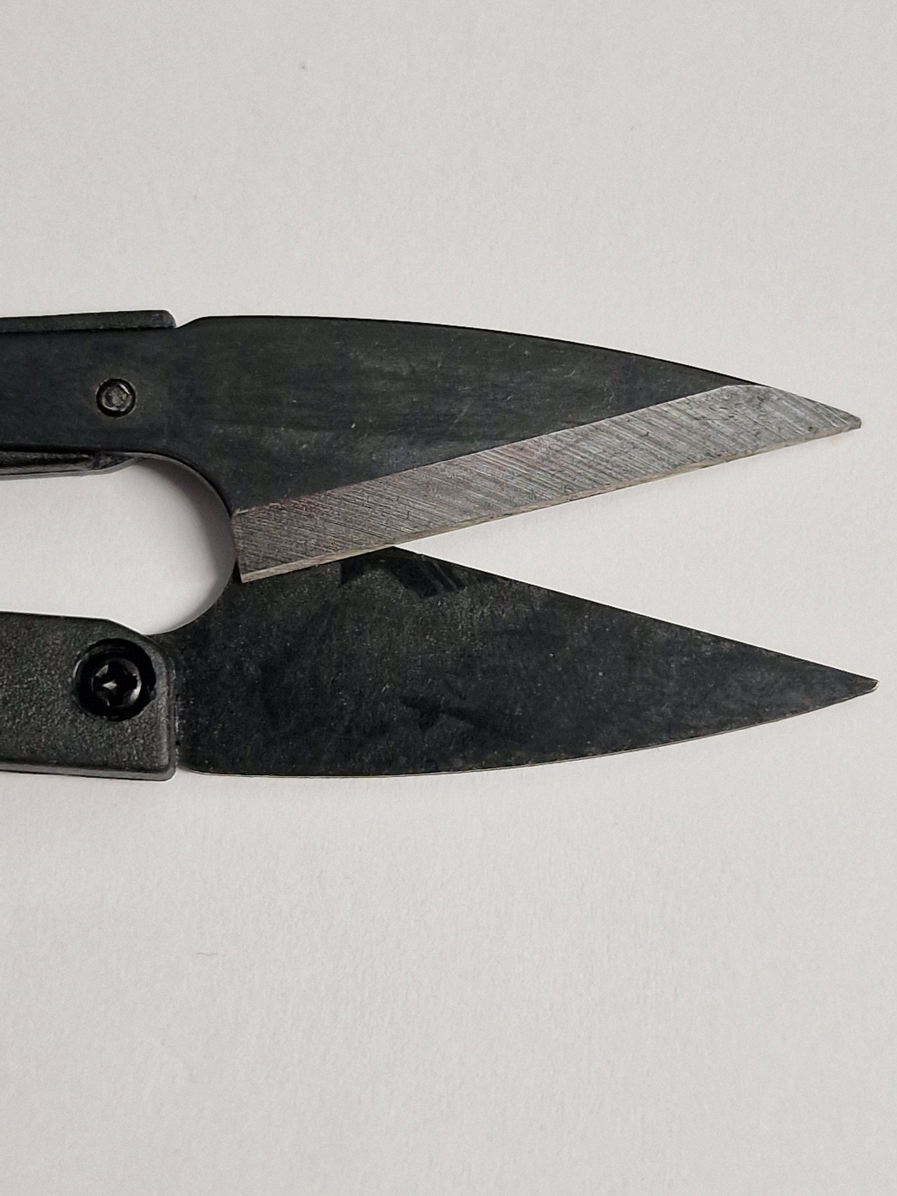 Thread Snips – Sewing Machine Accessories